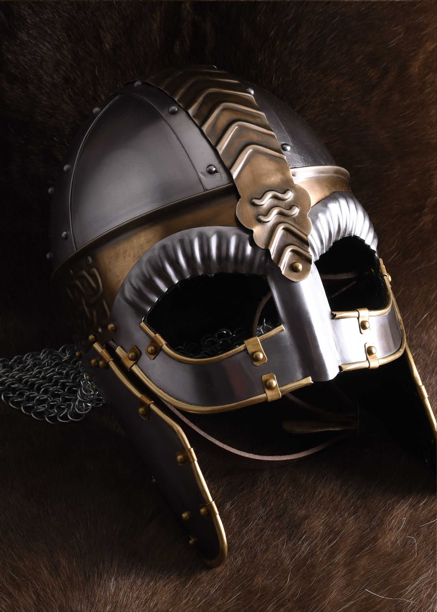 Medieval Helmets: Spectical Helmet Beowulf