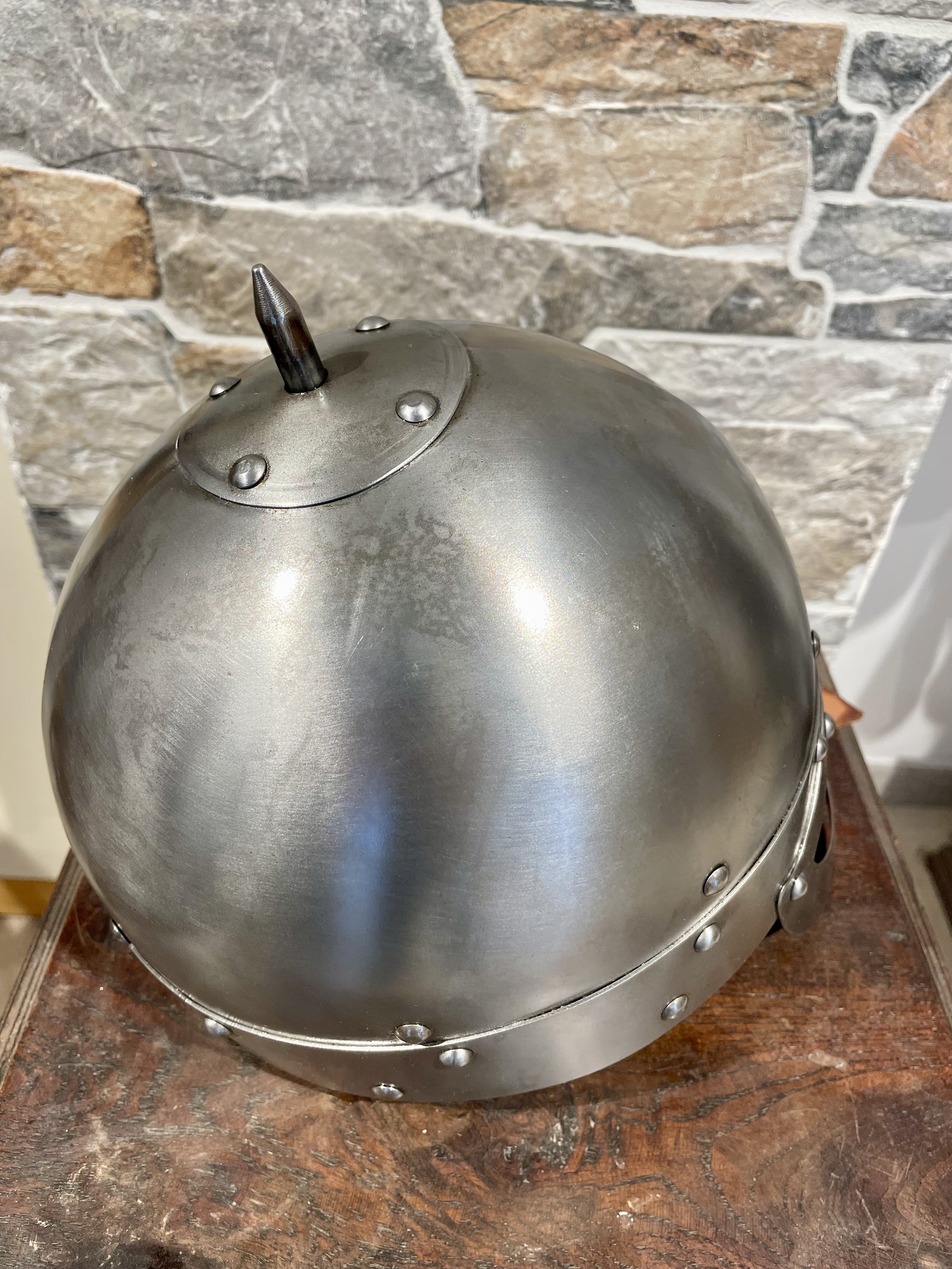 Medieval Helmets: Viking helmet